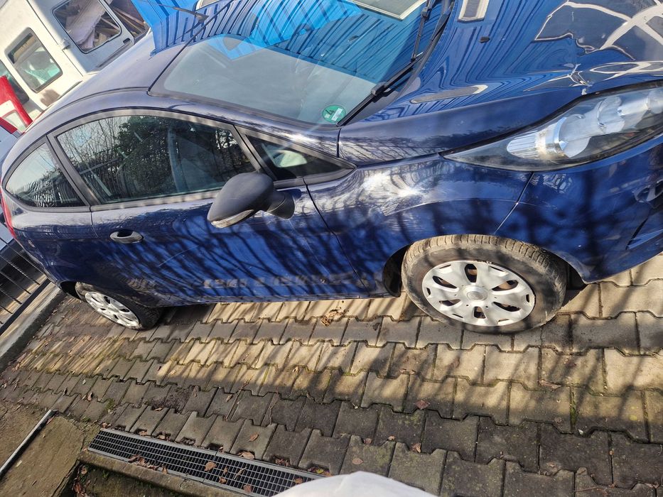 Ford Fiesta avariat 2012 Acatari • OLX.ro