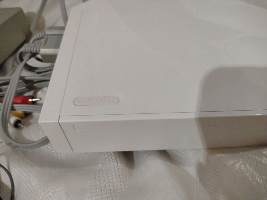 Nintendo Wii Console, White RVL-101-ИГРА гр. София Стрелбище • OLX.bg