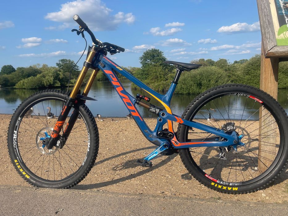 Pivot Phoenix Dh 29” не trek Specialized scott yt гр. Казанлък • OLX.bg