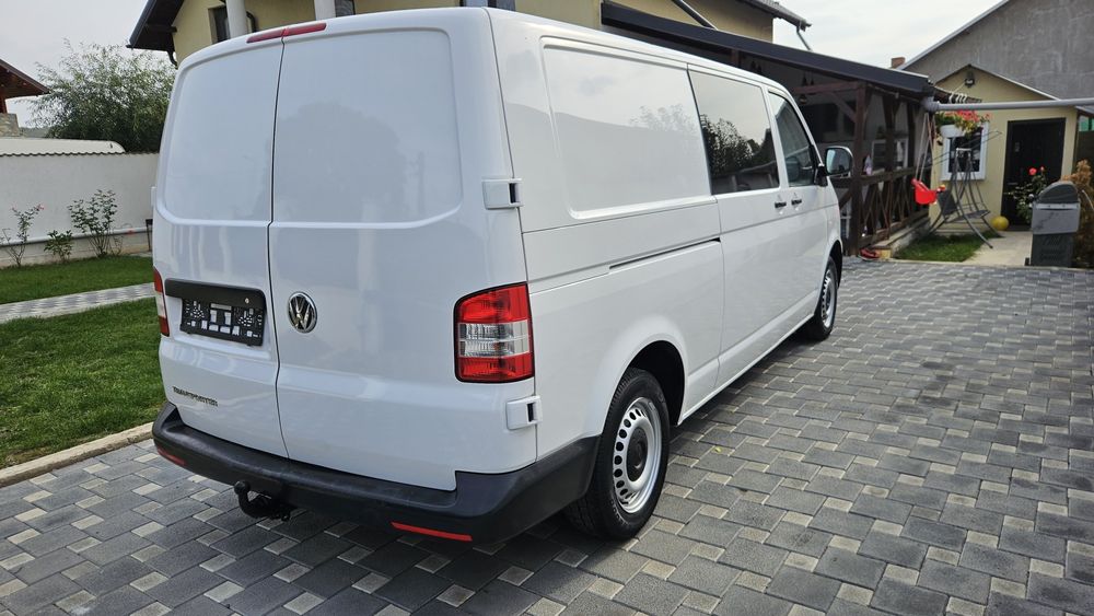 Vw Transporter T5 Mixt 6 locuri 2015 Lipanesti • OLX.ro