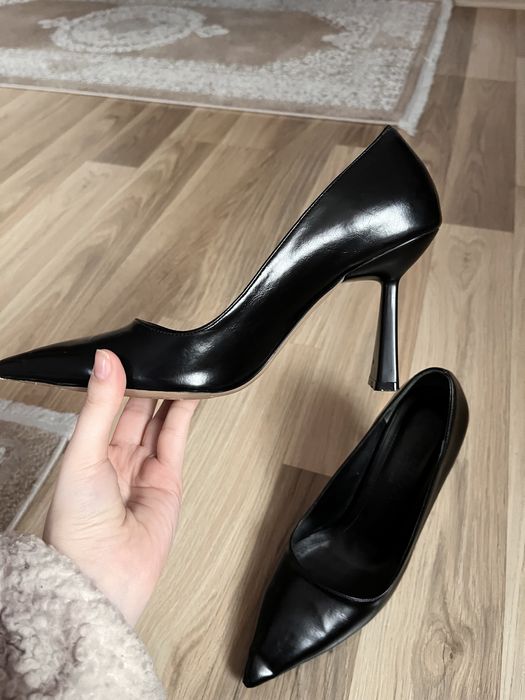 Pantofi Volovat • OLX.ro