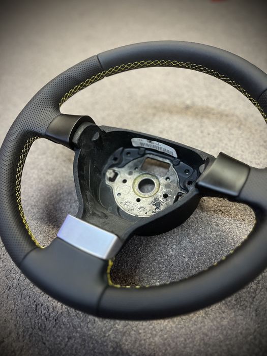 Volan piele Nappa VW PASSAT B6 GOLF 5 TOURAN JETTA TIGUAN 2004-2010 ...