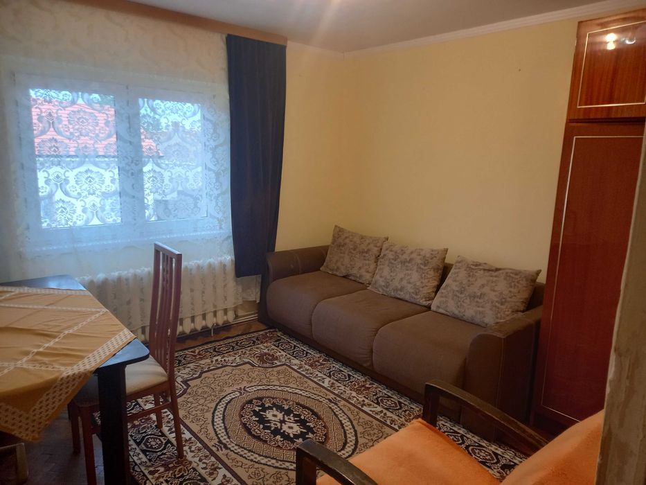 Dau in chirie 1 camera in apartament, 250 euro, cart. Gheorghieni Cluj ...