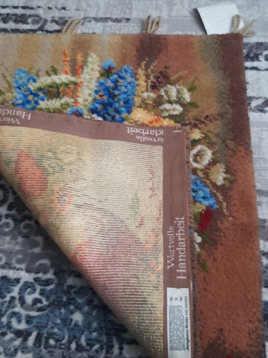 Carpeta perete lana 100% Ulmeni • OLX.ro