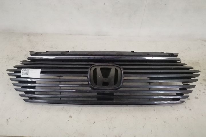 Grila Centrala Originala In Stare Buna 2021 2022 2023 Bucuresti Sectorul 6 • OLX.ro