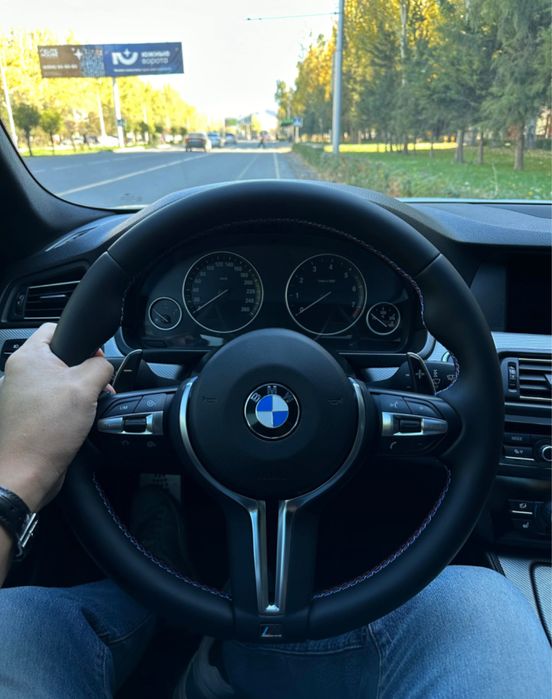 Volan Bmw F10/F01/F11/F30... Bucuresti Sectorul 4 • OLX.ro