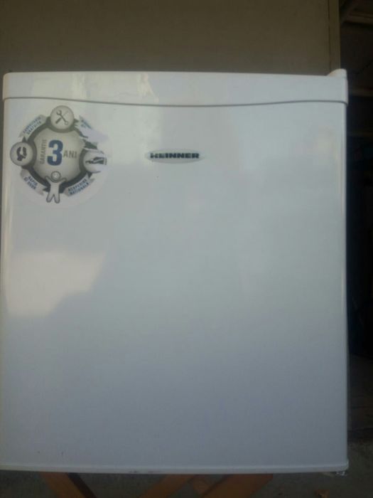 Frigider 12/24v Auto/Rulota/Camion//Camper cu compresor Moinesti • OLX.ro
