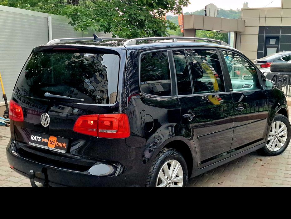 Vw Touran 2.0tdi automat dsg style Iasi • OLX.ro