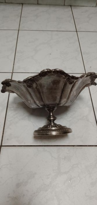 Obiecte din argint sau placate Valea Adanca • OLX.ro