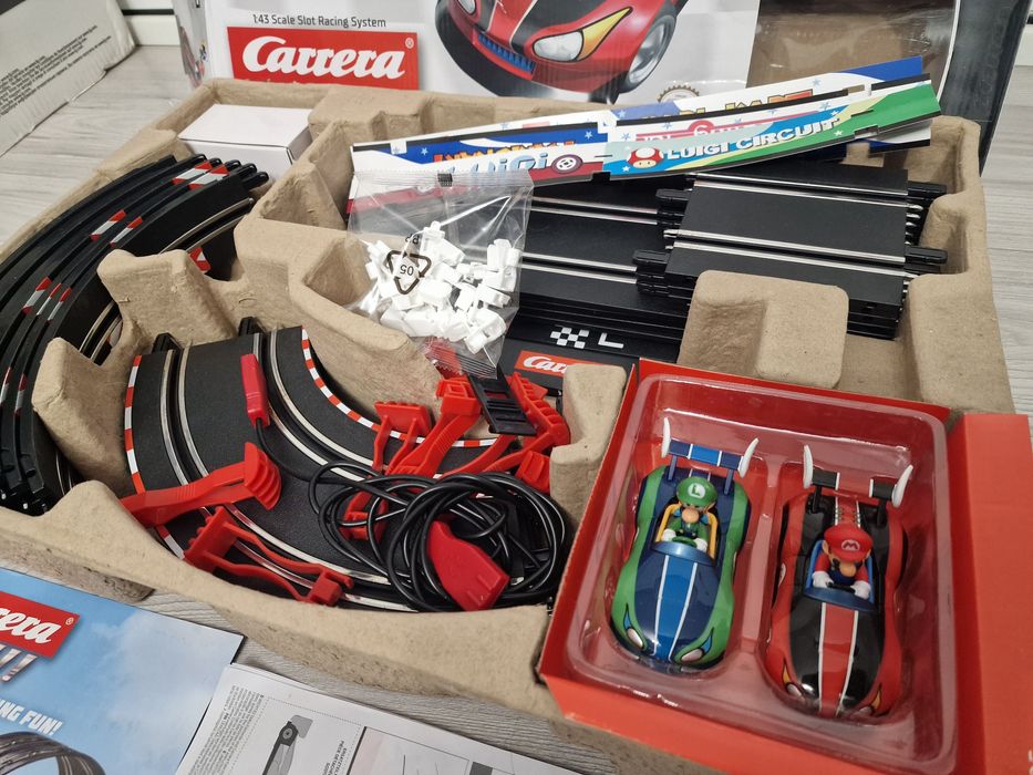 Circuit / pista curse Carrera Go Mario Kart Mioveni • OLX.ro