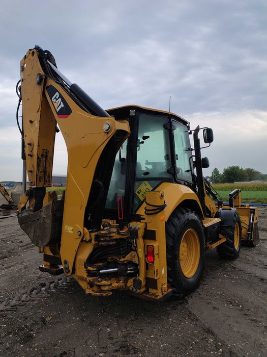 Buldoexcavator CAT 428F2 Brasov • OLX.ro