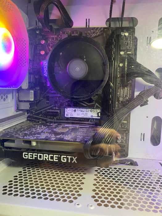 Calculator gaming Ryzen 5 5600X, GTX 1650 4GB, 512GB ssd, 16GB ram ...