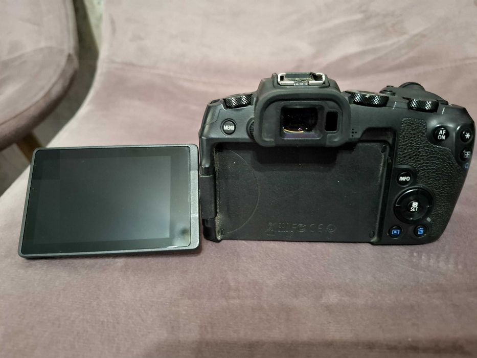 Aparat foto canon eos rp Iasi • OLX.ro