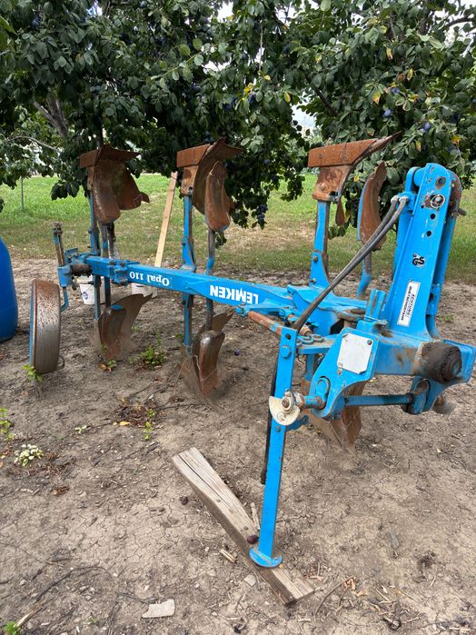 Plug lemken opal 110, 3 trupite. Verseni • OLX.ro