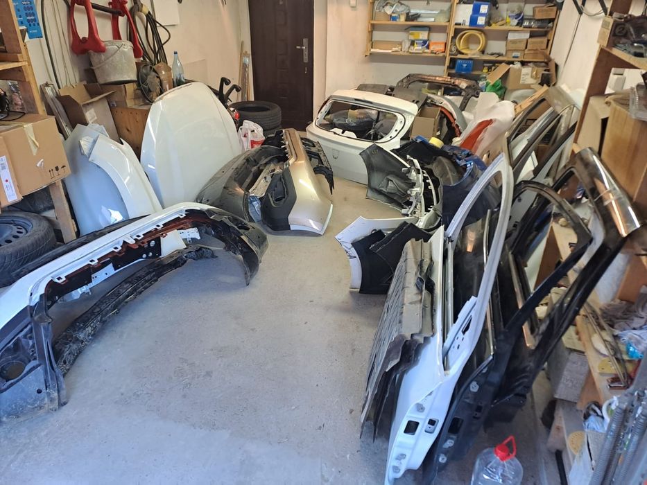 Vand piese Dacia Duster/Logan/Sandero/Renault Bucuresti Sectorul 3 • OLX.ro