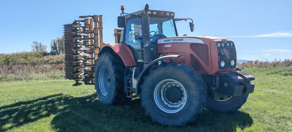 Tractor Massey Ferguson 8480 340 cp Beresti-Bistrita • OLX.ro
