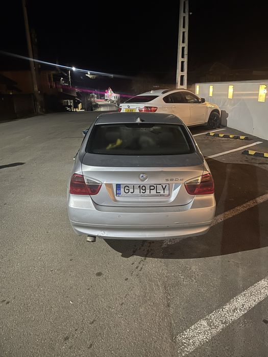 Vand BMW E90 2006/schimb cu masina off road Valea Mare • OLX.ro