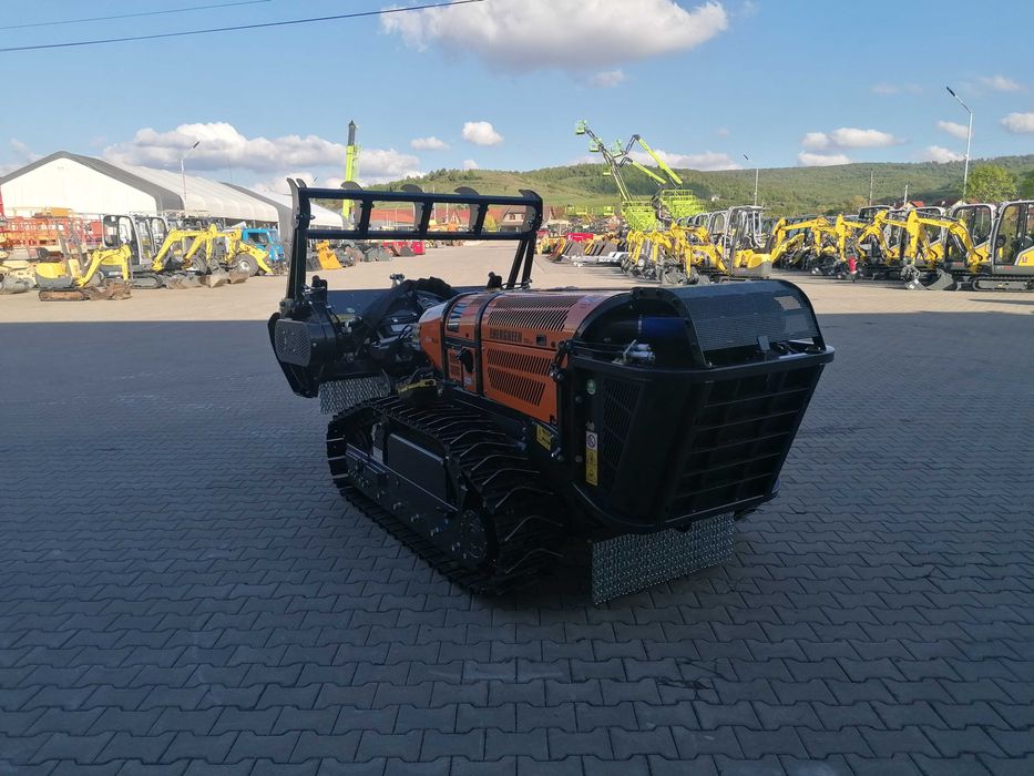 Tocator forestier senilat radiocomandat Energreen RoboPlus Bradesti ...