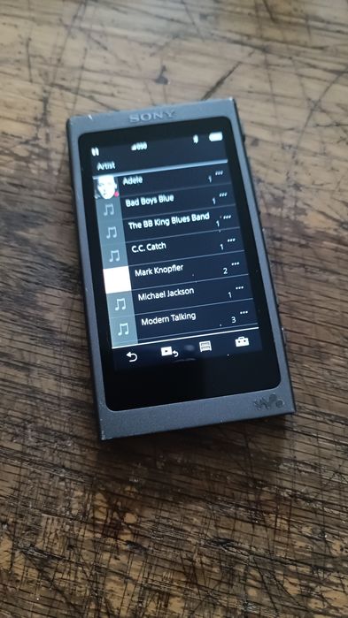 Player Sony hi-res nw a 40 Ramnicu Sarat • OLX.ro