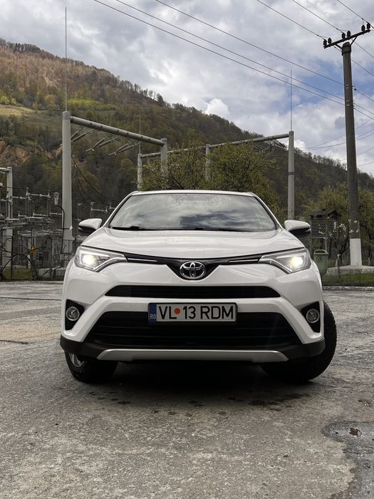 Toyota Rav 4 2.5 Hybrid Voineasa • OLX.ro