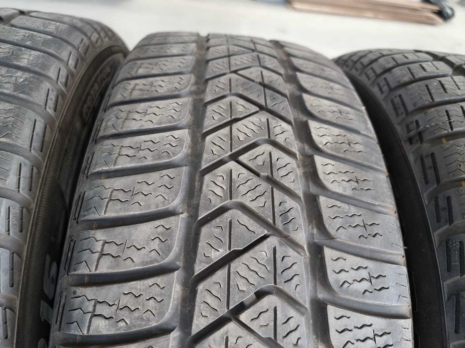 Set 4 Anvelope IARNA 215.60.16 'Pirelli'[dot 2020];stare foarte buna ...