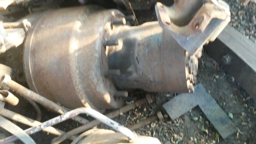 Dezmembrez raba,saviem,autobuz-motor,cutie viteze,axe ab,anvelope ...