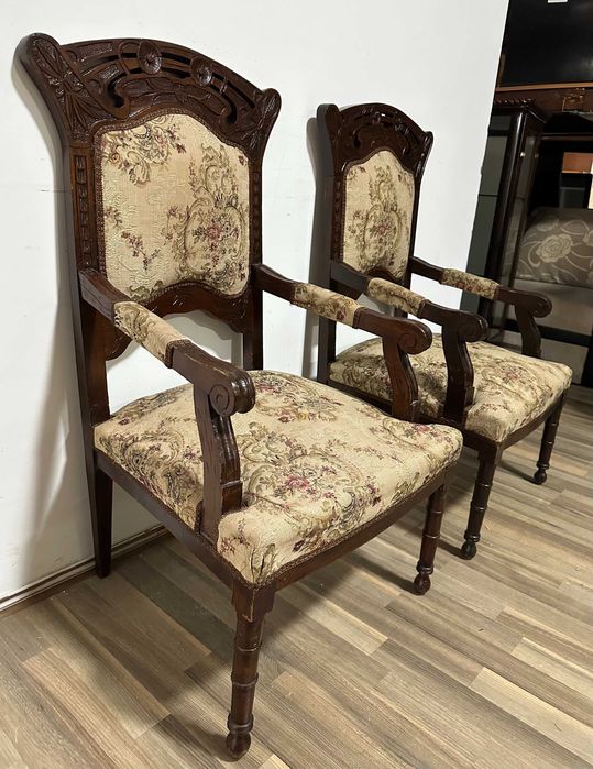 2 buc Scaun Vintage cu ornamente sculptate; Fotoliu; Jilt Bucuresti ...