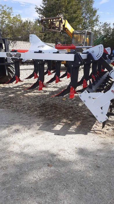 Scarificator agricol EFE Botoroaga • OLX.ro