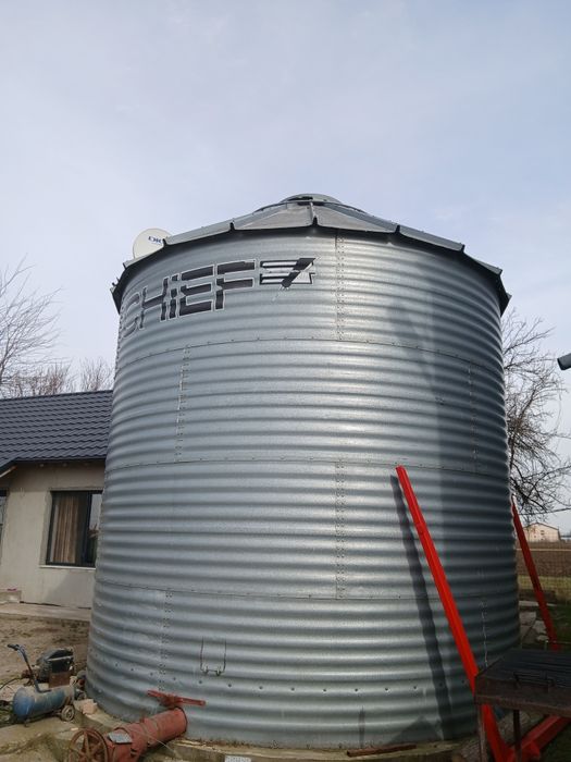 Siloz cereale, siloz metalic cilindric Braila • OLX.ro