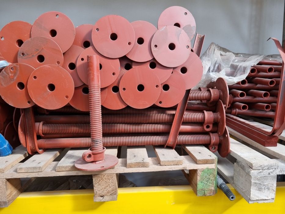 Roti de schela,picioare reglabile,scari ,ancoraje Turda • OLX.ro