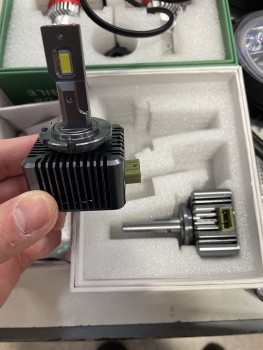 Becuri led noi de calitate D1S D2S D2R D3S D3R 250 lei Bucuresti ...