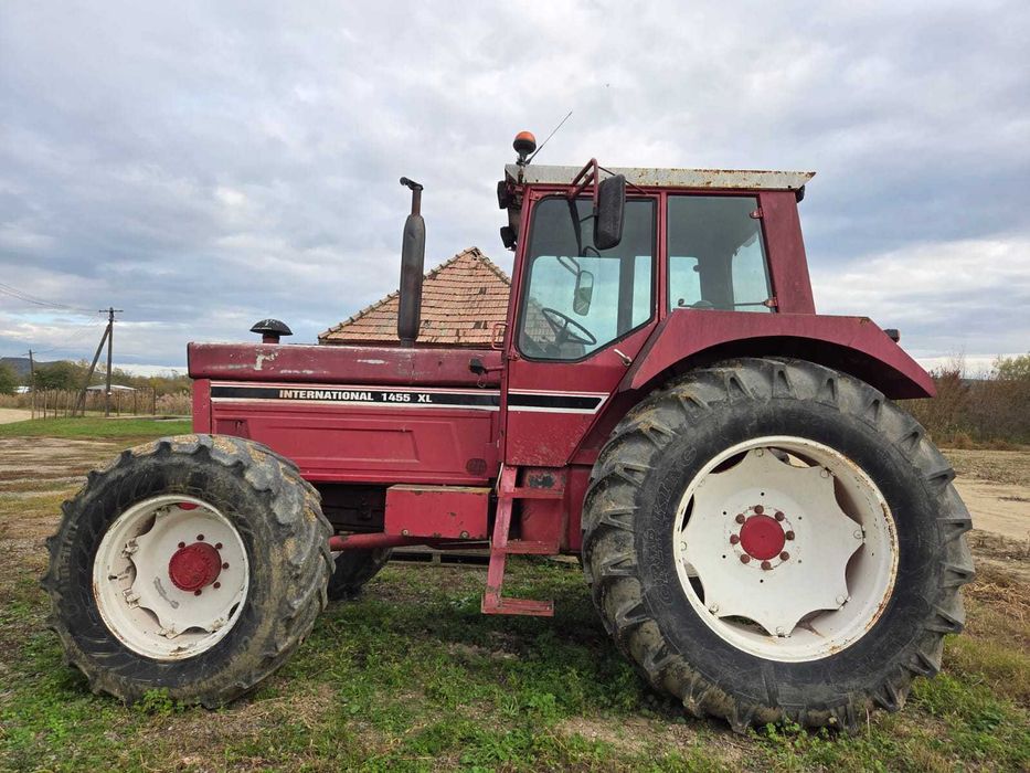 Vând tractor INTERNAȚIONAL 1455 Craciunelu de Jos • OLX.ro