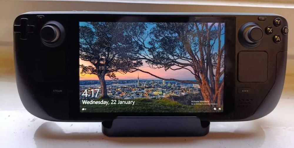 Продавам Steam Deck LCD 256Gb + 512Gb карта + аксесоари гр. София ...