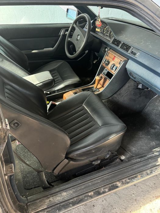 Mercedes benz W124 Viile Apei • OLX.ro