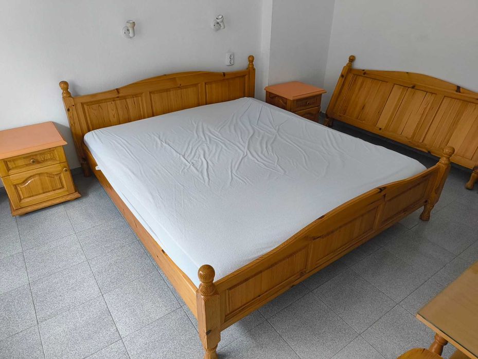 Легло от масив /чам/ 160/190 +матрак с. Лозенец • OLX.bg