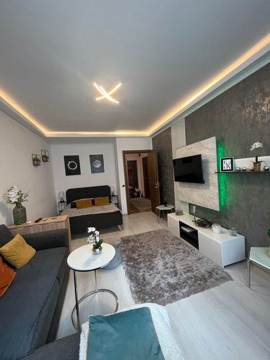 Apartament tip studio ISARAN,Coresi Brasov • OLX.ro