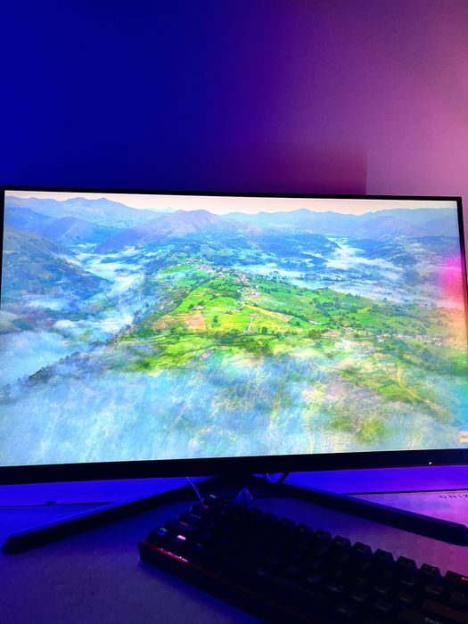 Vand monitor gaming 240hz 0.5ms AOC Vatra Dornei • OLX.ro