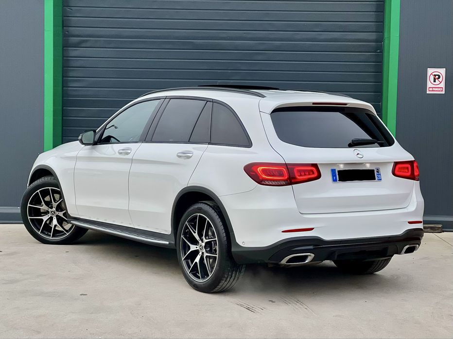 Mercedes Benz GLC 300D 2.0 245cp AMG Line 4Matic Satu Mare • OLX.ro