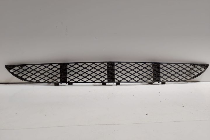 Grila radiator 2108850053 Mercedes-Benz E-Class W210 (facelift) Satu ...