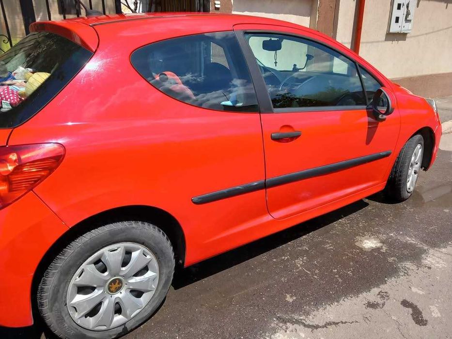 Vand auto Peugeot 207 an 2009 Bucuresti Sectorul 4 • OLX.ro