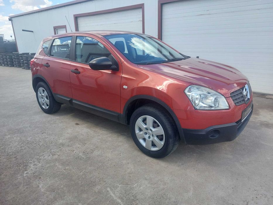 Nissan Qashqai! 4000 euro! benzina! aer conditionat! INMATRICULAT ...