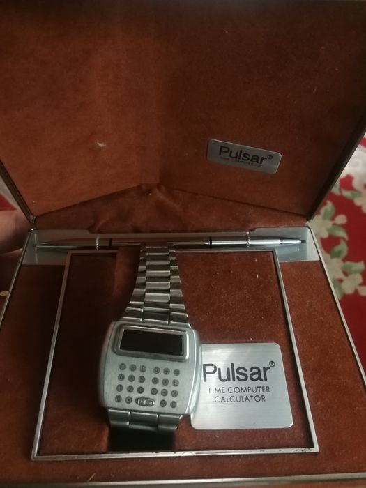 Ceas de colectie american Pulsar 1975 . Primul ceas cu calculator Targu ...