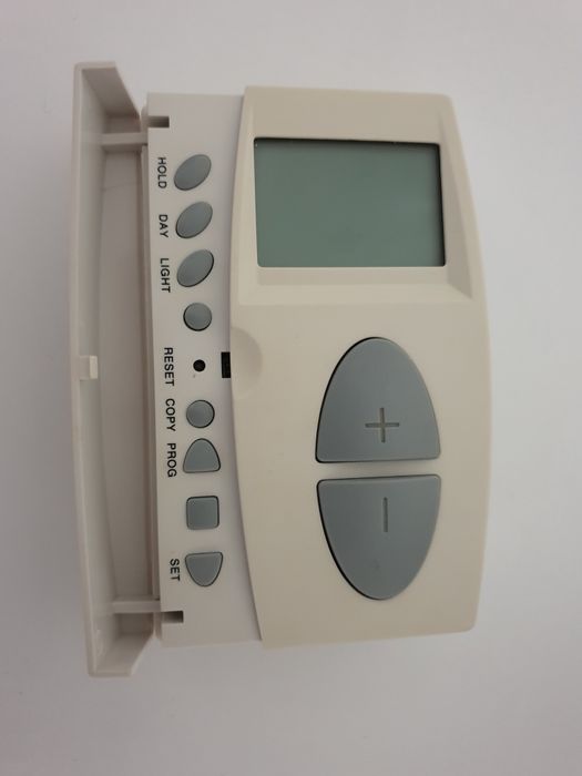 Termostat de ambient COMPUTHERM Q7 si 091 ambele cu fir Dej • OLX.ro