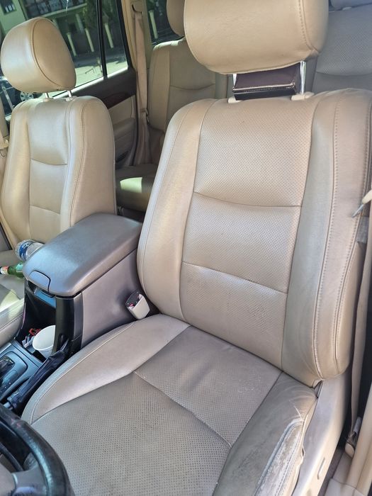 Toyota land cruiser.Autoutilitara 7 locuri. TVA deductibil Ulmeni • OLX.ro