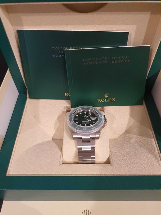 Ceas Rolex 116610B LV Hulk Sultanatul Oman Brasov • OLX.ro