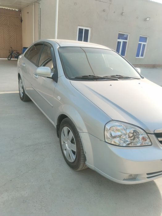 Lasetti avtamat holati ideal: 5 500 у.е. - Chevrolet Гиждуван на Olx