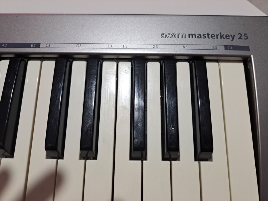 Acorn MIDI Controller Keyboard - Acorn Masterkey 25 Bucuresti Sectorul 4 • OLX.ro