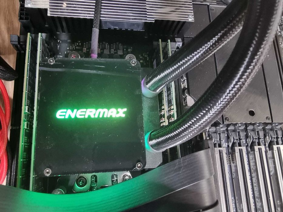 AMD Ryzen Threadripper PRO 7995WX 96-Core Ploiesti • OLX.ro