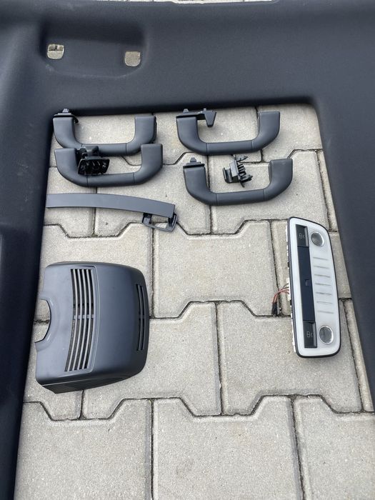 Черен таван мека част за Mercedes E212 седан/Мерцедес е класа 212 с. Горни Богров • OLX.bg