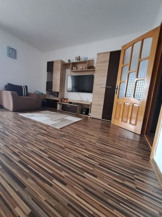 Vand Garsonieră zona Far-Bila Constanta • OLX.ro